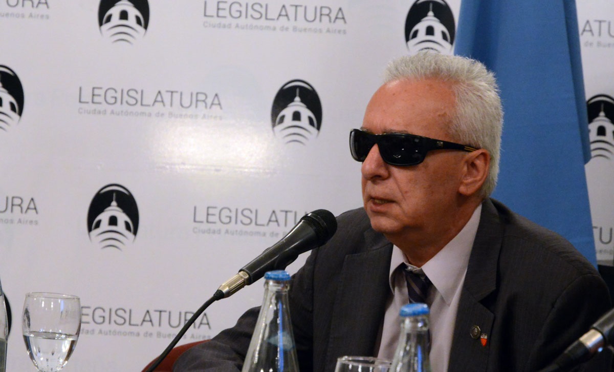 Eduardo Awad: "Trabajar en los problemas cotidianos de la gente" - DATA ...