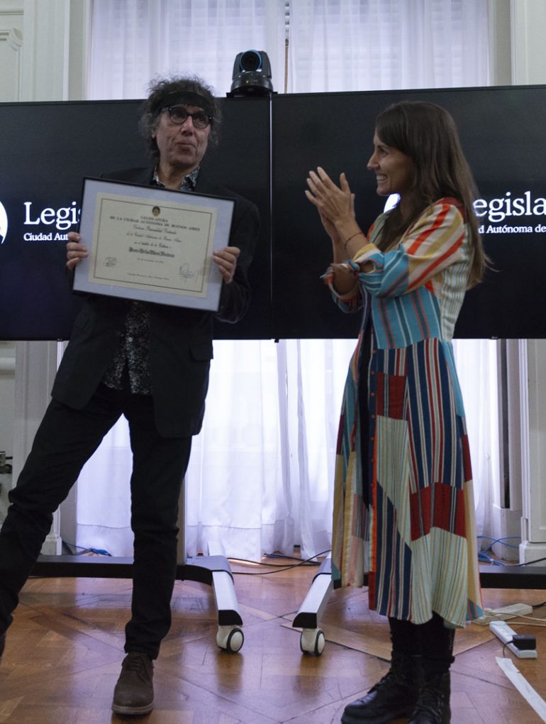 "Mono" Fontana: Personalidad de la Cultura - DATA Legislativa